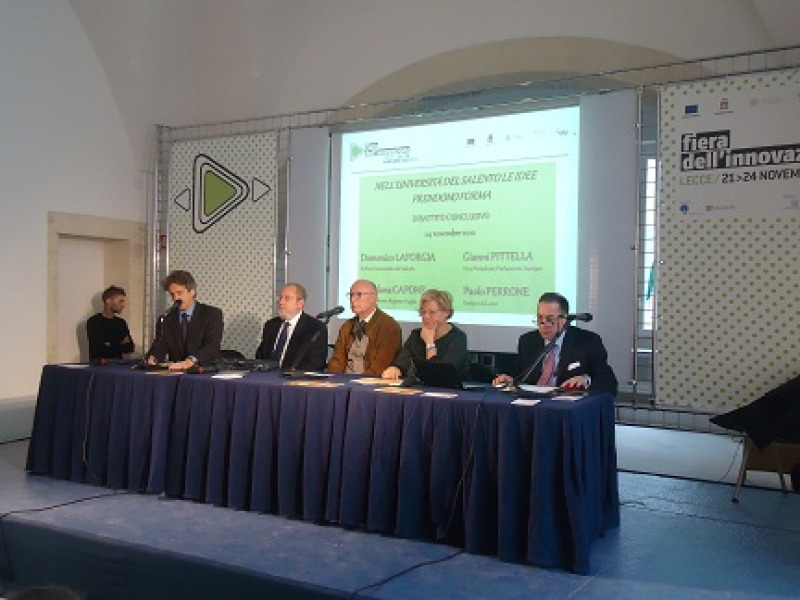 Paolo Perrone e Gianni Pittella alla Fiera dell'Innovazione 2012 ...